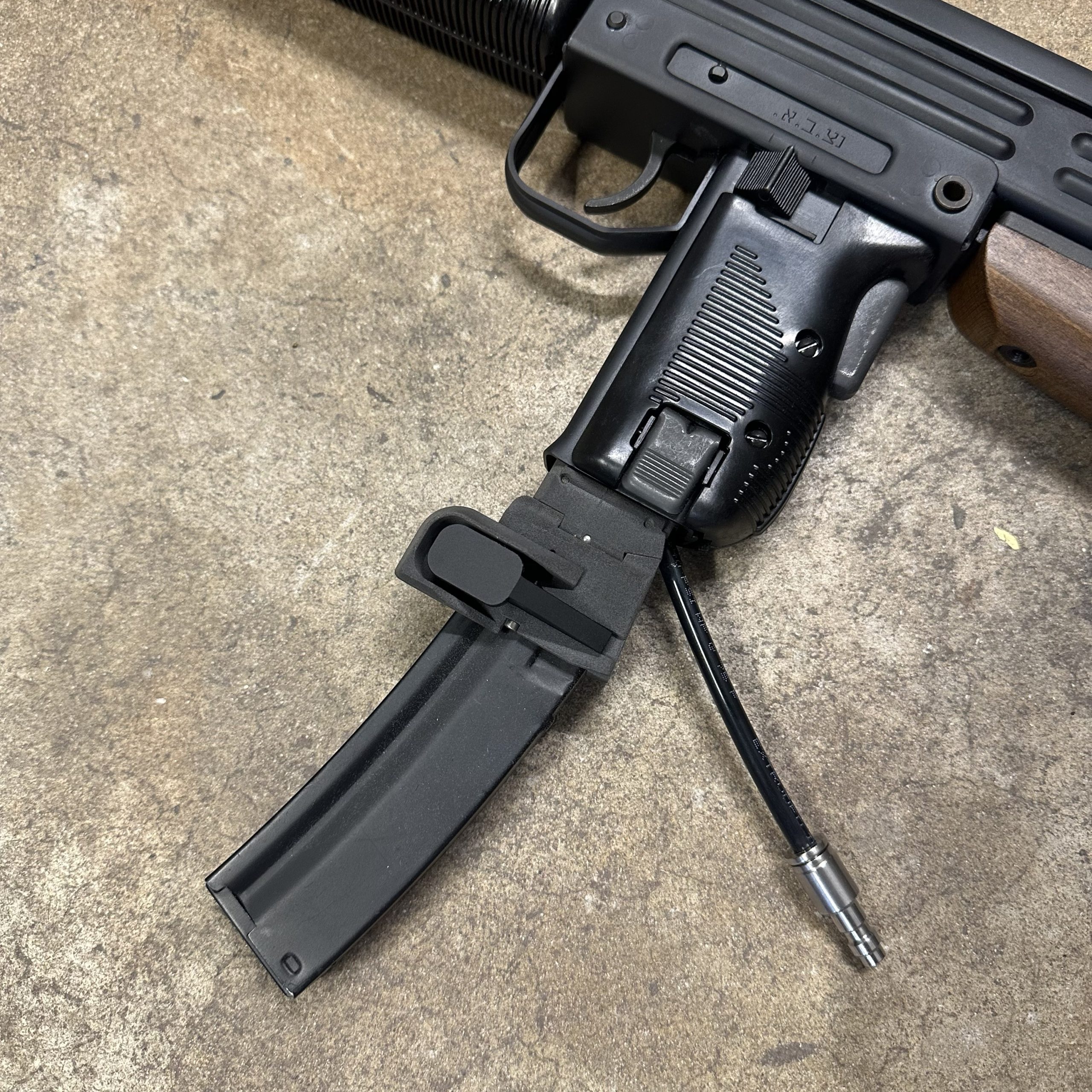 Northeast MP2/UZI MP5 Carbon Fiber Adapter - Tapp Airsoft